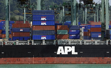 APL switches to cleaner fuel in Singapore :: Lloyd's List