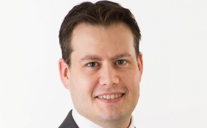 Singapore: Alan Hatton :: Lloyd's List