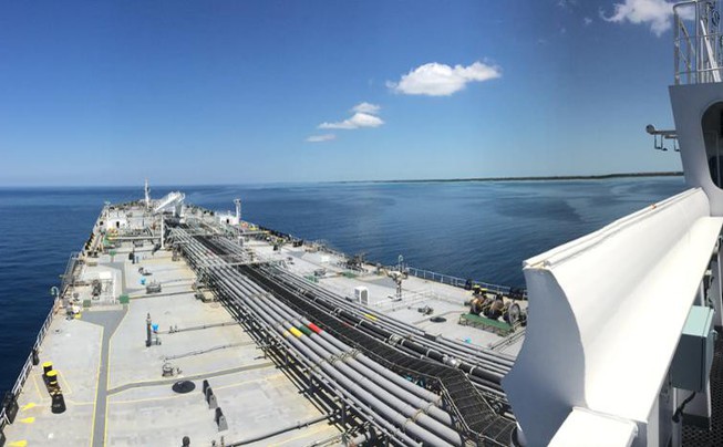 China VLCC offloads two vessels :: Lloyd's List