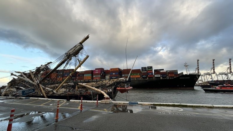 Maersk containership collides with tall ship in Fremantle :: Lloyd's List