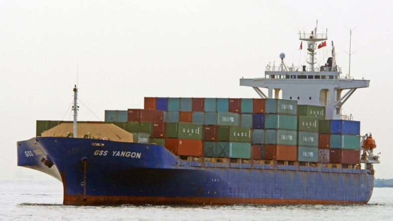More boxships and bulkers sold for recycling as prices jump :: Lloyd's List
