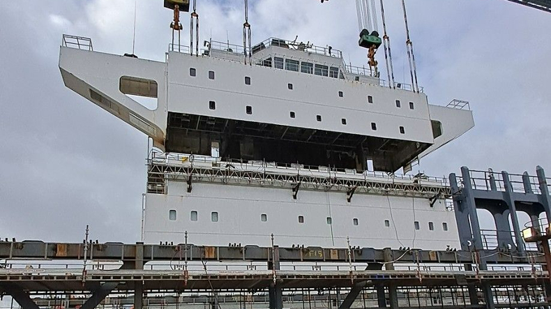 Hapag-Lloyd’s fleet upgrade gathers pace :: Lloyd's List