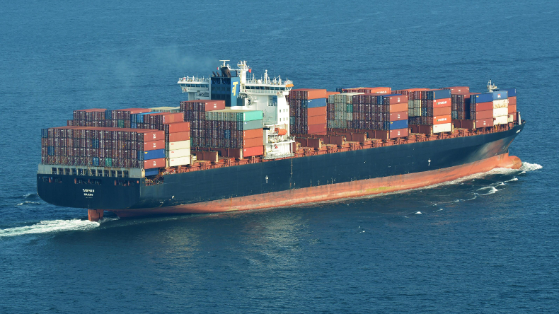 Boxship charter rates and periods continue to rise as Red Sea events ...