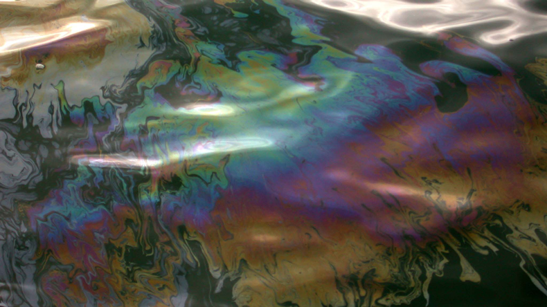 Spain arrests subterfuge tanker for illegal oil dumping :: Lloyd's List