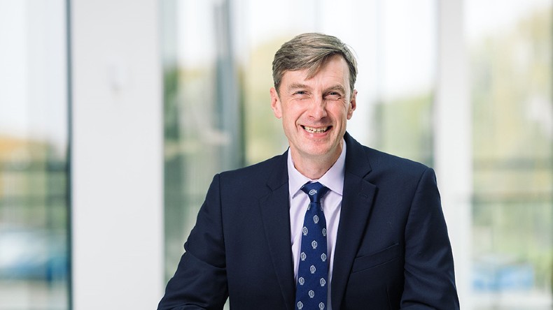 UKHO to go fully digital by 2026 :: Lloyd's List