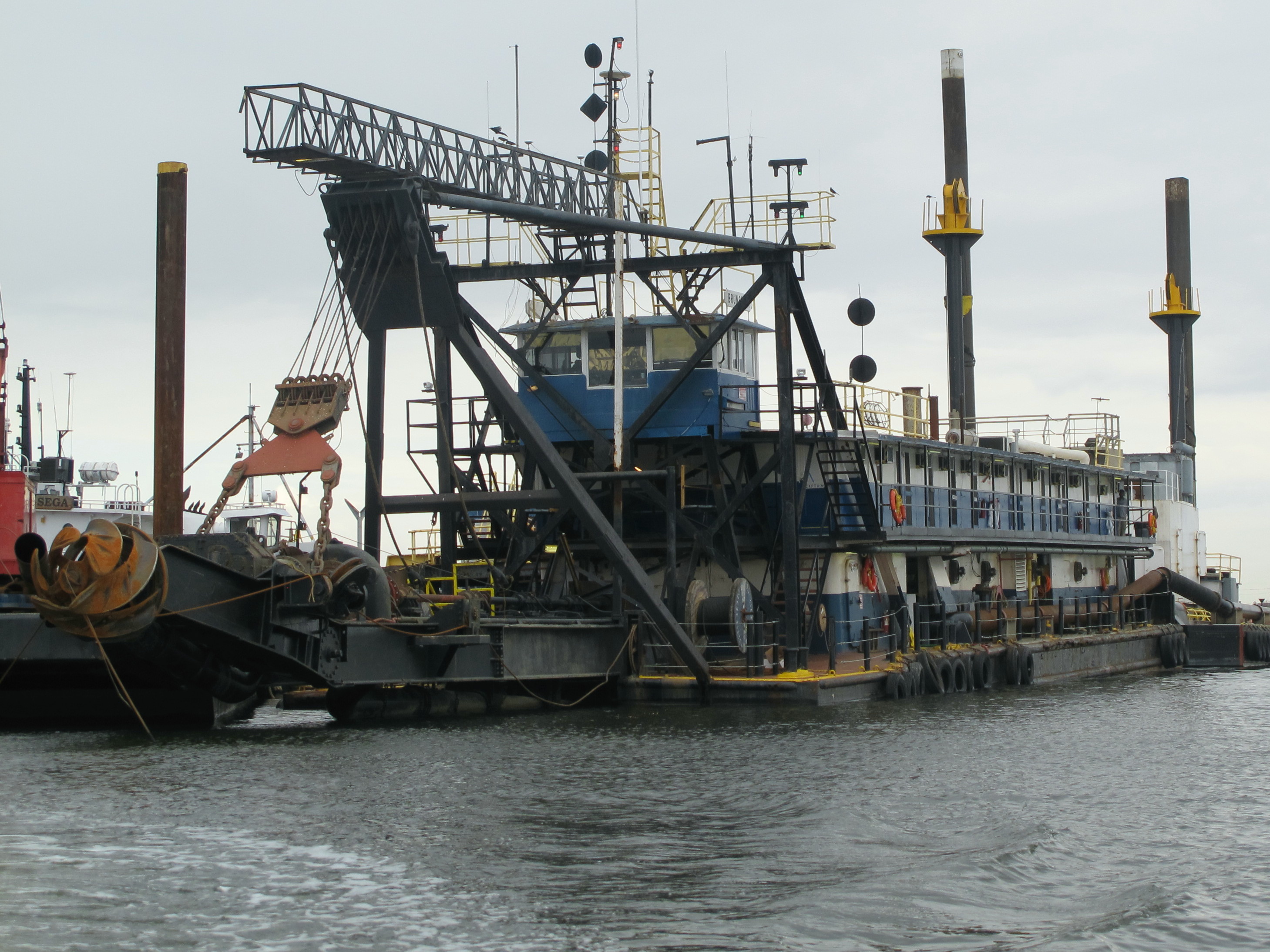 Move to unlock billions of dollars for US harbour maintenance :: Lloyd ...