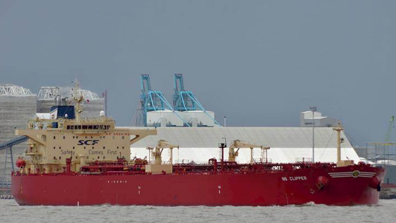 China and India snub EU and UK sanctions as record volumes of Russia ...